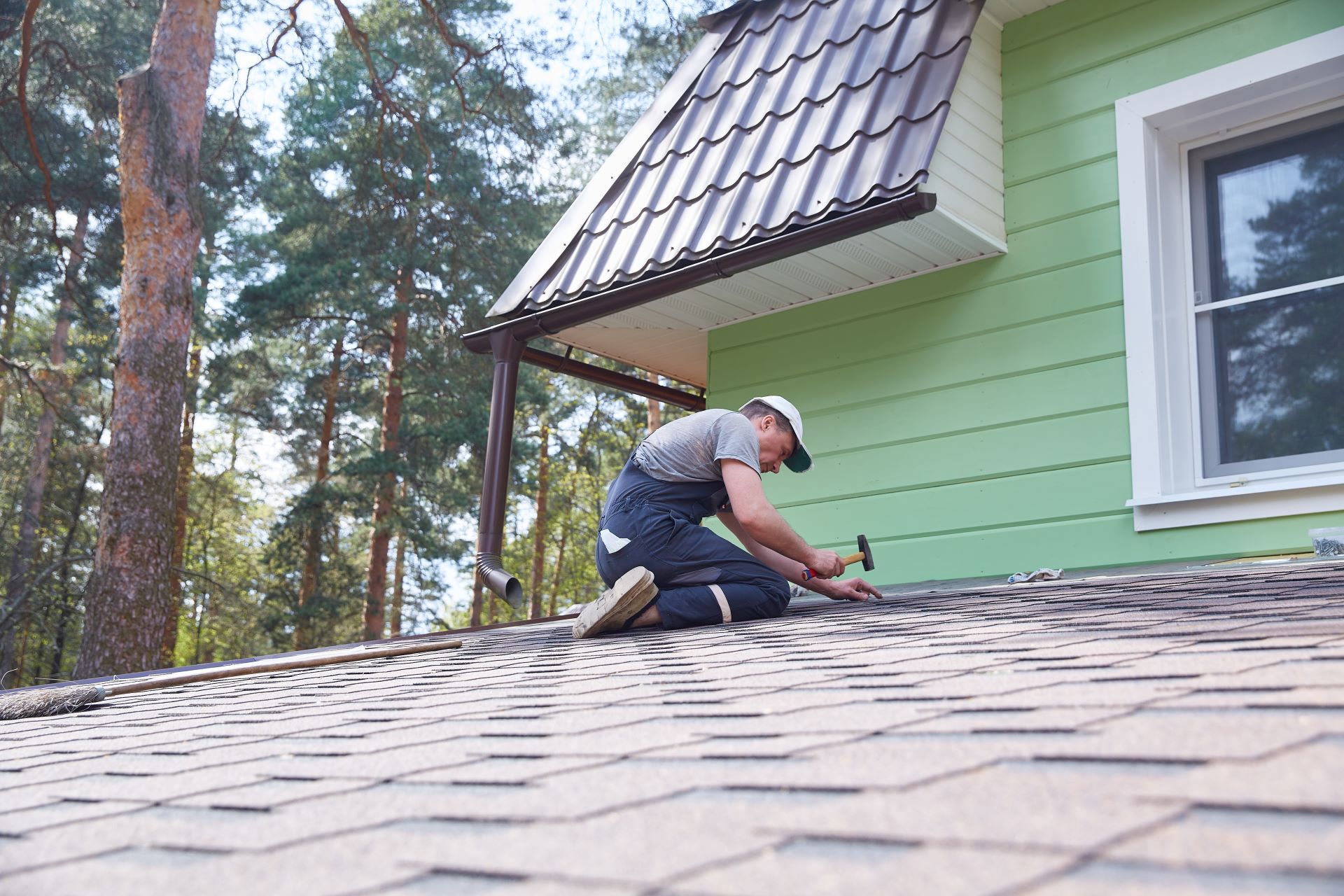 How to Fix Common Asphalt Shingle Roof Problems